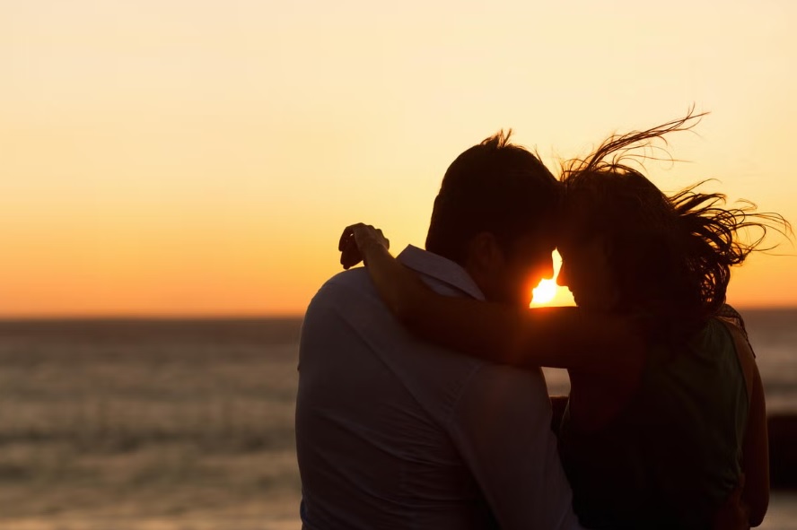 Blog - 10 Ways to Nurture Intimacy and Closeness in Your Romantic Relationship